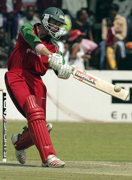 Sean Williams prepares to hit the ball | ESPNcricinfo.com