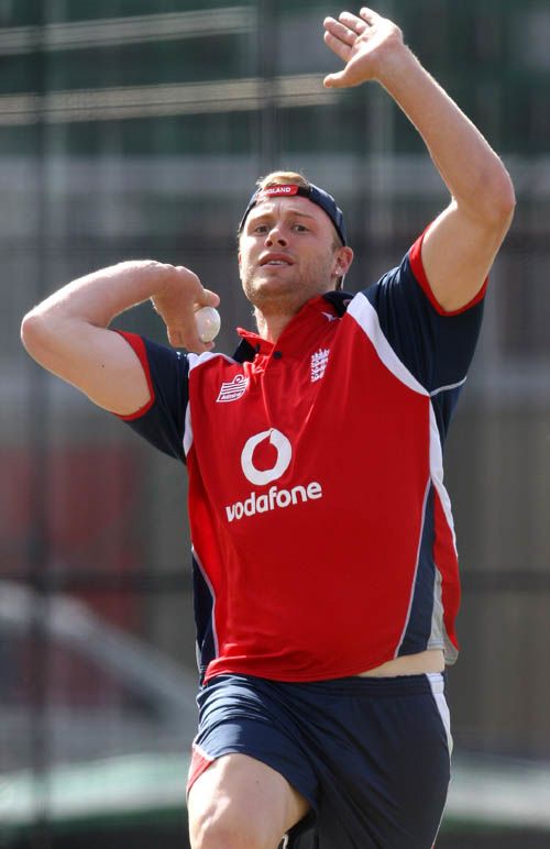Andrew Flintoff has a bowl at the nets | ESPNcricinfo.com