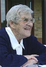 The tireless Audrey Collins - scoring for Radlett women, aged 90 ...
