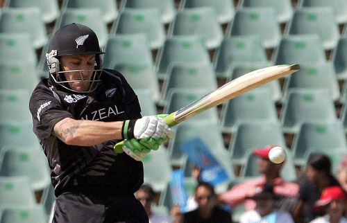 Brendon McCullum pulls during his 45-run knock | ESPNcricinfo.com