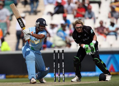 Irfan Pathan cuts watched by Brendon McCullum | ESPNcricinfo.com