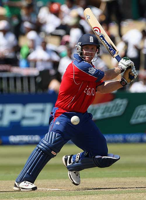 Darren Maddy made an even 50 before being run-out while backing up too ...