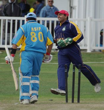 Asif Mulla is bowled by Arsalan Qadir | ESPNcricinfo.com