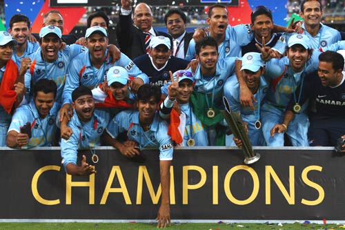 'Champions' - officially. The entire Indian team contingent joins in ...