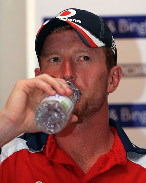 Paul Collingwood feels the heat | ESPNcricinfo.com