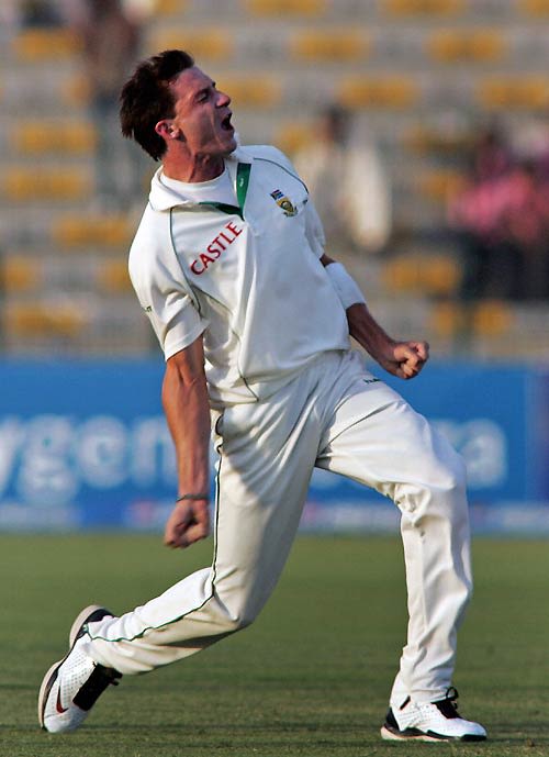 Dale Steyn celebrates after sending back Mohammad Yousuf | ESPNcricinfo.com