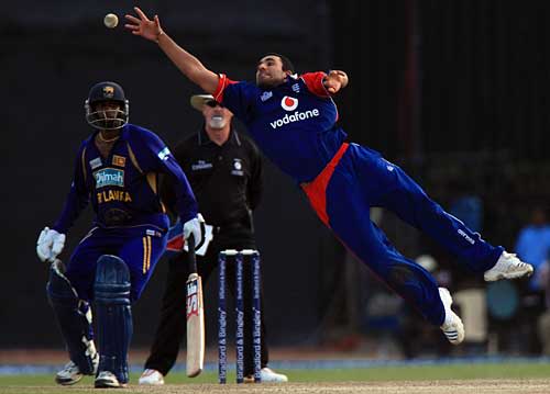 Ravi Bopara dives to make a save in his follow through | ESPNcricinfo.com Ravi Bopara dives to make a save in his follow through | ESPNcricinfo.com