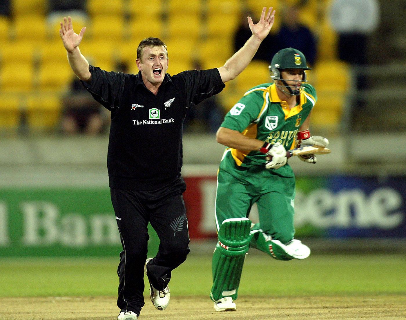 Scott Styris of New Zealand appeals for LBW against Albie Morkel ...