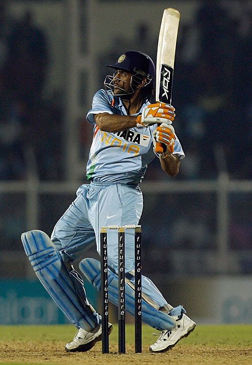 Mahendra Singh Dhoni finished the match with a six | ESPNcricinfo.com