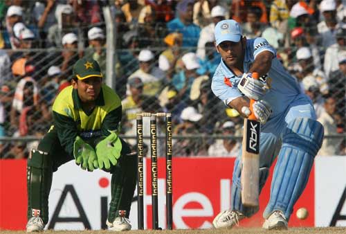 MS Dhoni plays one defensively while top-scoring for India ...