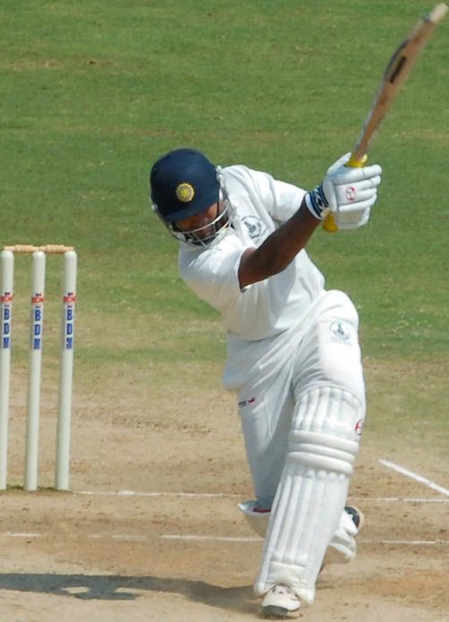 Tamil Nadu's S Badrinath gives the charge during his 72 | ESPNcricinfo.com