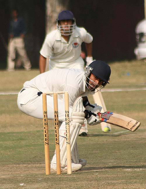 Ian Dev Singh ducks a short ball | ESPNcricinfo.com