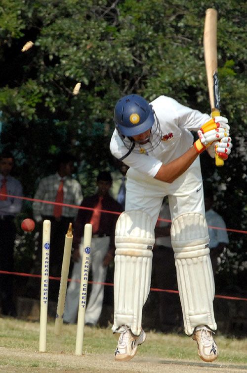 Ajit Agarkar is bowled by P Amarnath for 22 | ESPNcricinfo.com