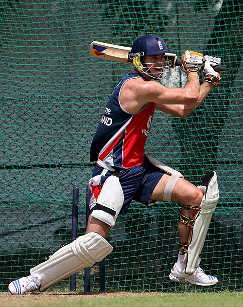 Kevin Pietersen pulls hard | ESPNcricinfo.com