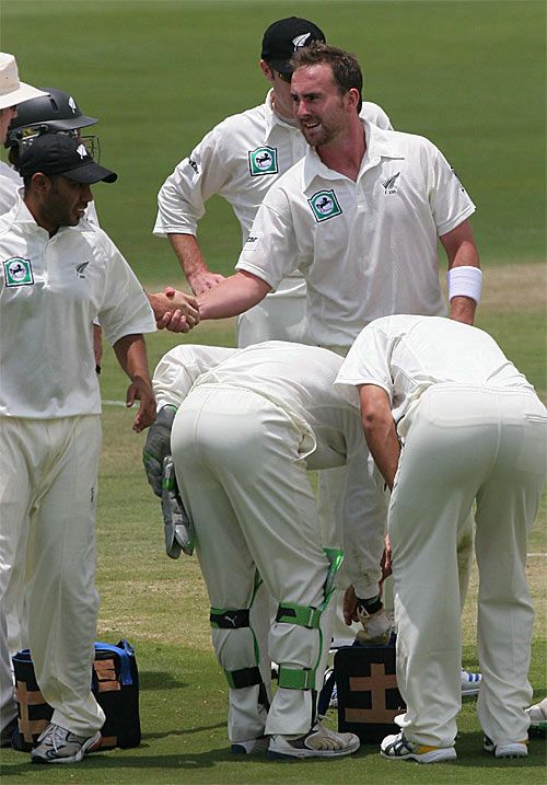 Mark Gillespie is congratulated on his five-for on debut | ESPNcricinfo.com