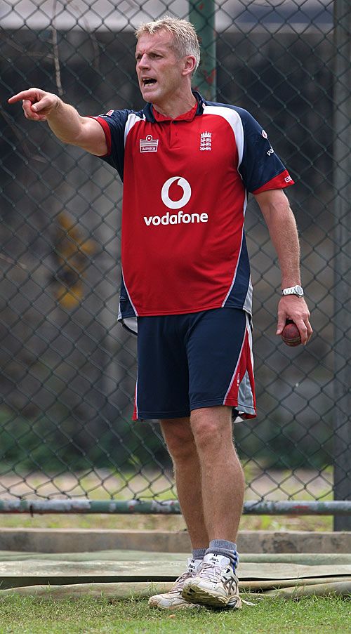Peter Moores directs his troops | ESPNcricinfo.com