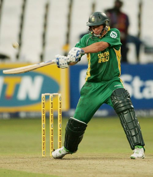 Andre Nel: not very elegant but effective | ESPNcricinfo.com