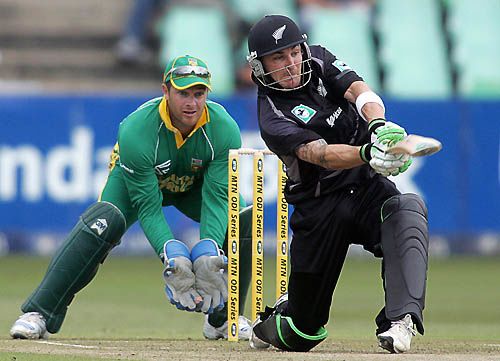 South Africa snatch last-ball thriller | ESPNcricinfo.com