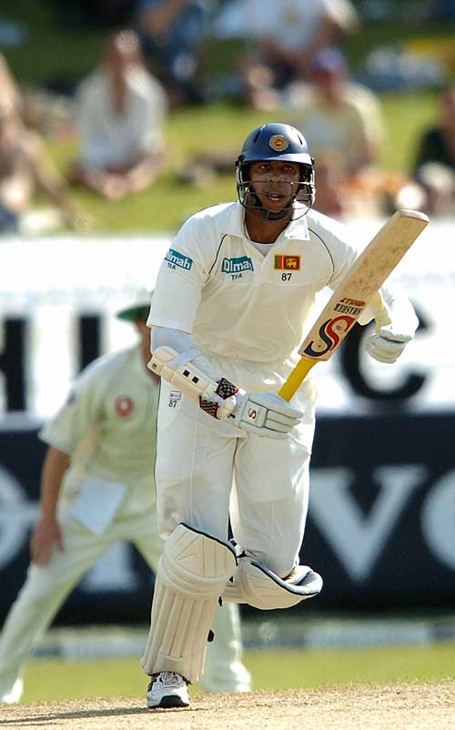 Michael Vandort picks up a quick single as he reaches 50 | ESPNcricinfo.com