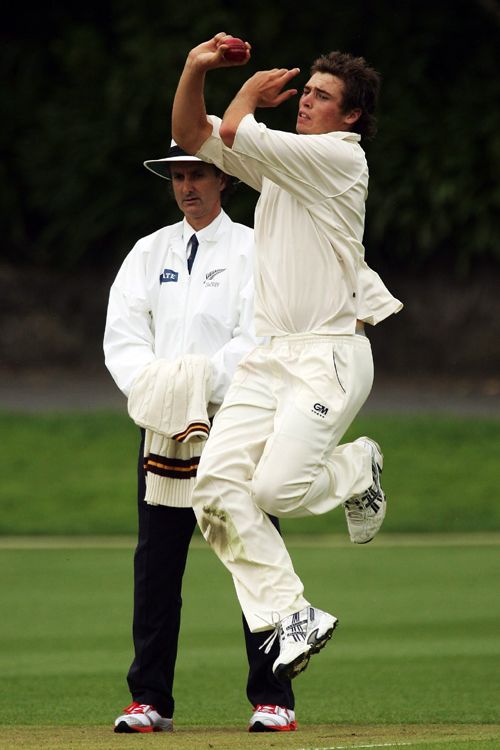 Tim Southee in his delivery stride | ESPNcricinfo.com