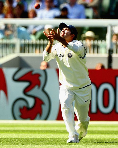 Sachin Tendulkar lines up to take a catch to dismiss Adam Gilchrist | ESPNcricinfo.com