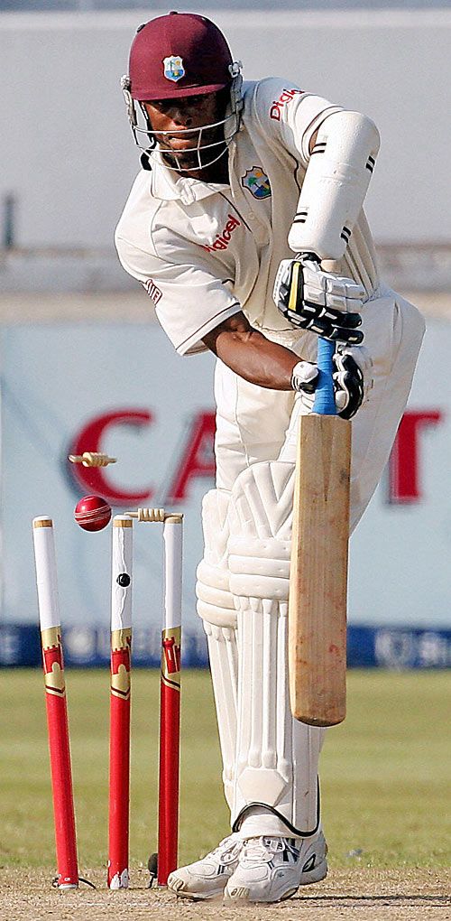 Dale Steyn cleans up Daren Powell | ESPNcricinfo.com