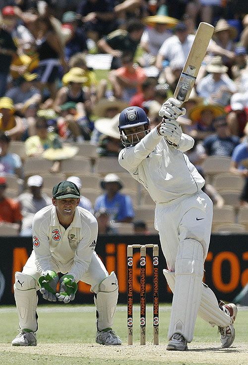 Anil Kumble on the attack during his fifty | ESPNcricinfo.com