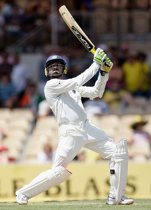 Harbhajan Singh lofts the ball high | ESPNcricinfo.com