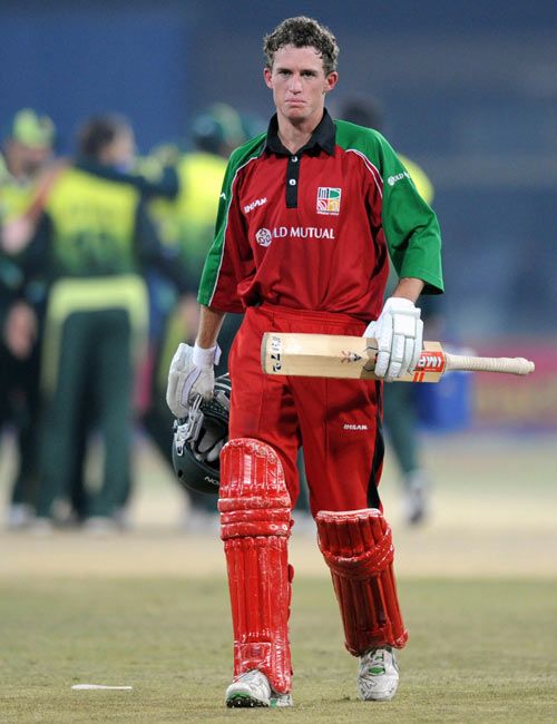 A dejected Sean Williams walks back after his dismissal | ESPNcricinfo.com