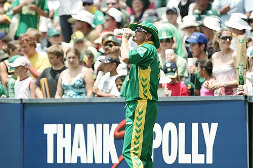 Shaun Pollock takes a drink after sending down his last ball in ...