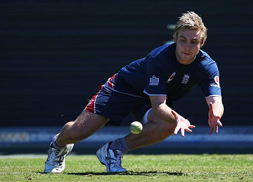 Luke Wright fields during England's practice session | ESPNcricinfo.com