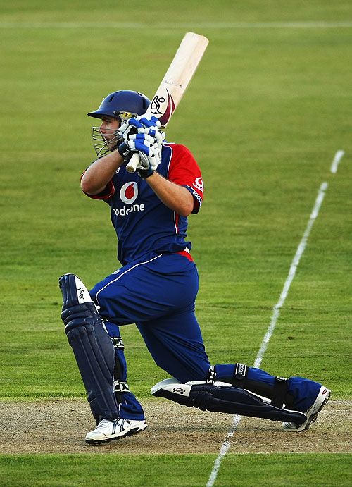 Luke Wright drives down the ground | ESPNcricinfo.com