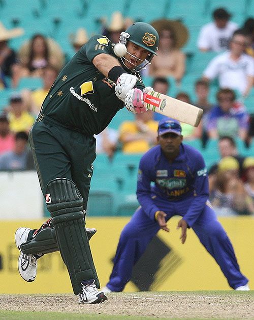 Clarke and Bracken seal big win | ESPNcricinfo.com