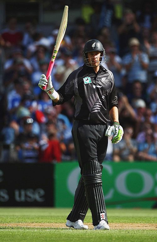 Jacob Oram reaches his half-century | ESPNcricinfo.com