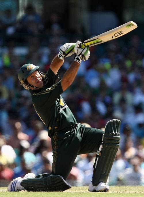 Ricky Ponting goes down on his knees to drive the ball | ESPNcricinfo.com