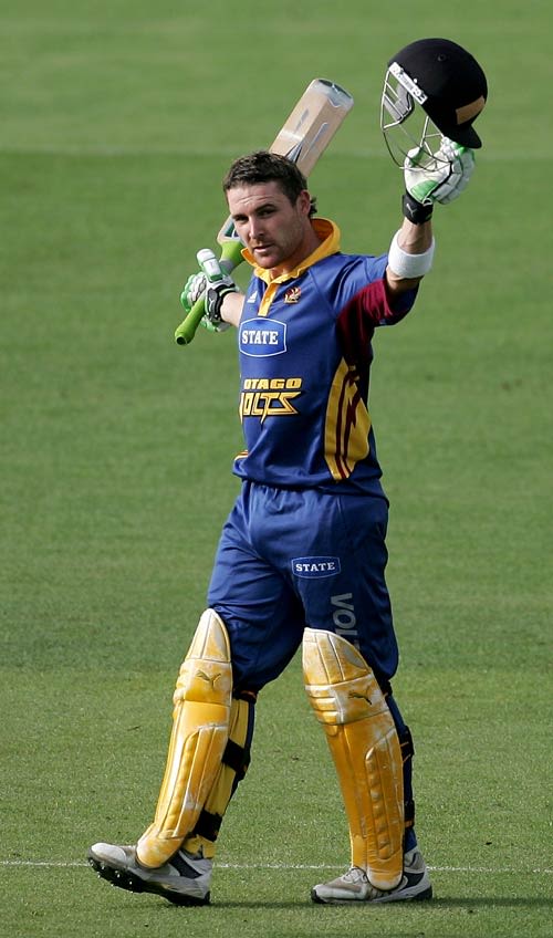 Brendon McCullum celebrates his 52-ball century | ESPNcricinfo.com