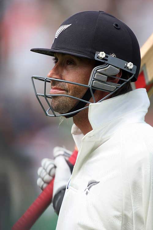 Stephen Fleming leaves the Basin Reserve for the last time ...