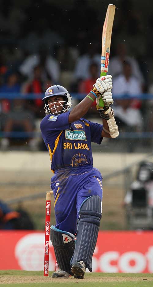 Chamara Kapugedera launches one down the ground | ESPNcricinfo.com