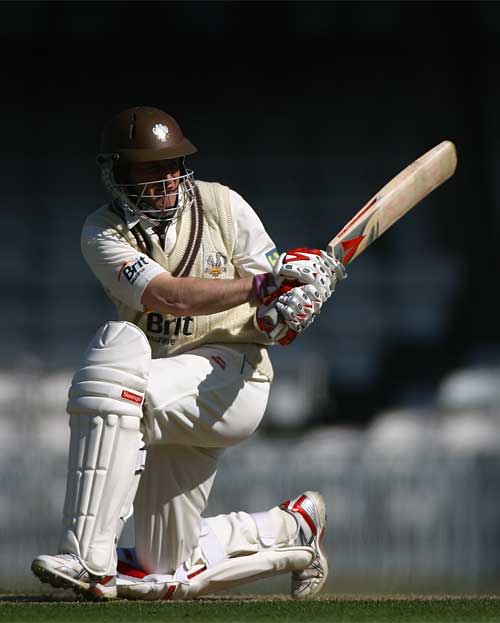 Ali Brown sweeps as Surrey pile on the runs | ESPNcricinfo.com