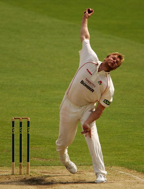 Andrew Flintoff in his delivery stride | ESPNcricinfo.com