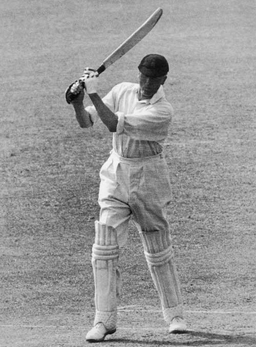 Frank Woolley bats | ESPNcricinfo.com