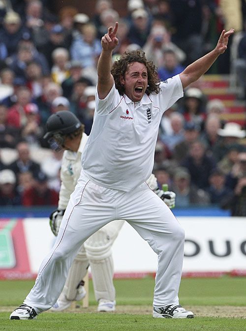 England's bowlers seize initiative | ESPNcricinfo.com