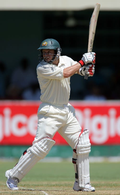 Brad Hodge looks back as he is caught behind for 67 | ESPNcricinfo.com