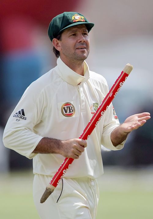 Ricky Ponting heads off after Australia's victory | ESPNcricinfo.com