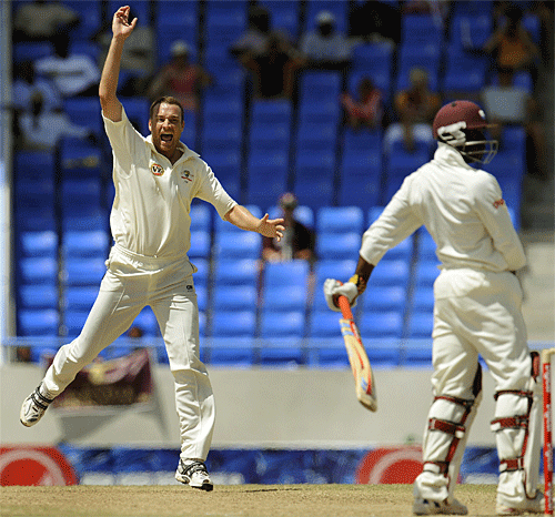 Stuart Clark celebrates Xavier Marshall edging through | ESPNcricinfo.com