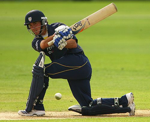 Will Smith's 41 helped Durham towards their target | ESPNcricinfo.com