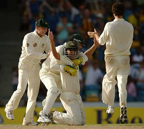 Phil Jaques took a smart catch to give Beau Casson his first wicket ...