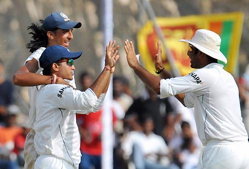 India peg away at the wickets | ESPNcricinfo.com