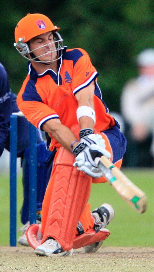 Ryan ten Doeschate helped Netherlands to the final | ESPNcricinfo.com