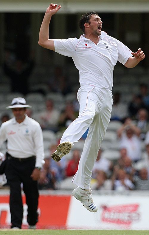 Steve Harmison jumps high after removing Jacques Kallis | ESPNcricinfo.com
